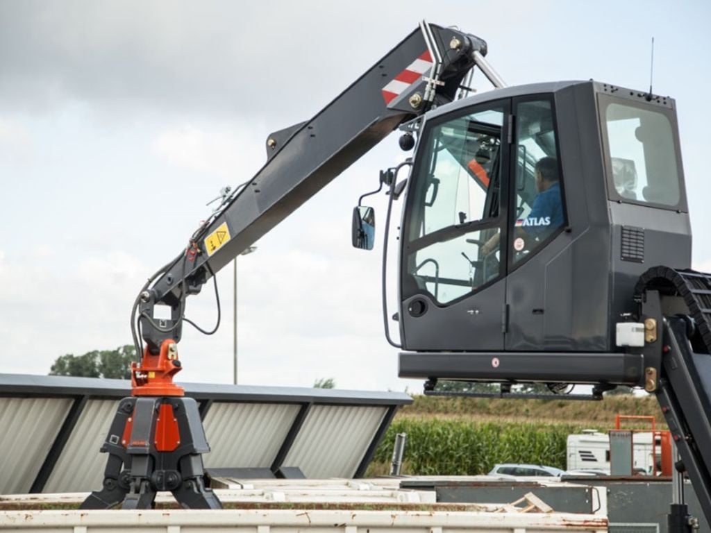 Atlas 200 MH & SMH Group & Specialized equipment solutions for ...