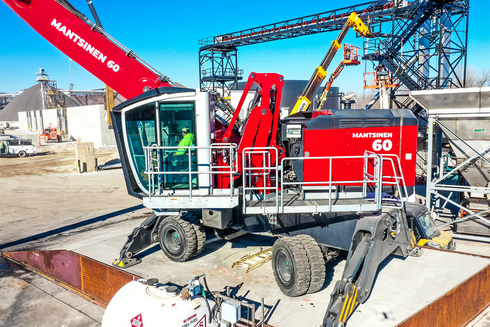 Mantsinen 60 & SMH Group & Specialized equipment solutions.